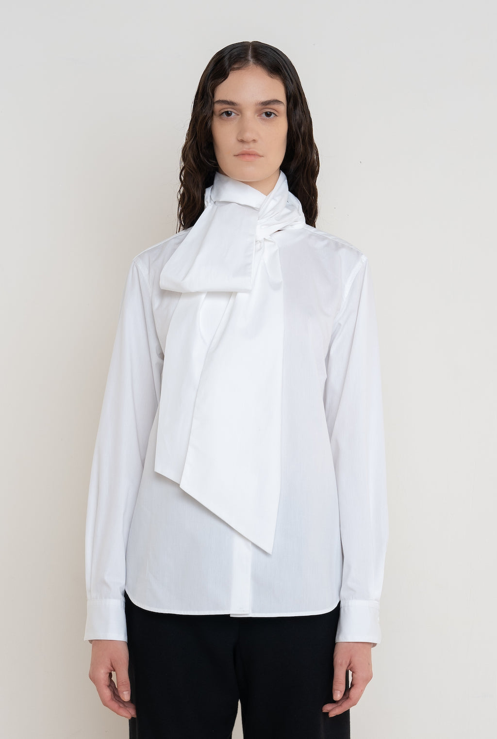 Fitted Shirt with Bow | GRAMMAR